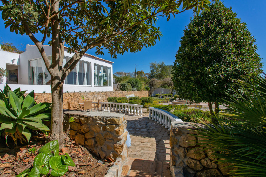 Relax into Radiance with Sarah Lindgren - True Nature Travels